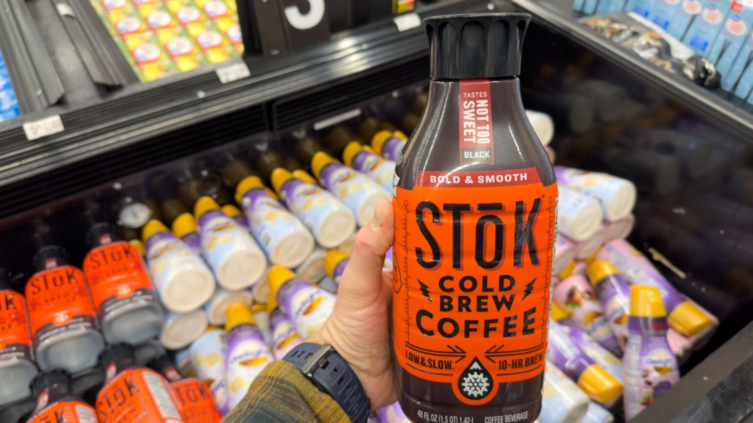 Cold brew giants, Starbucks bottled coffee vs. Stok, who’s better ...